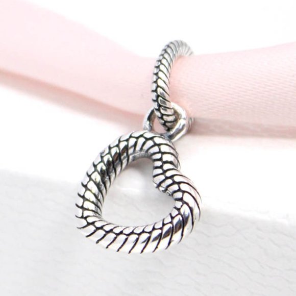 Pandora | Jewelry | Pandora Snake Chain Pattern Open Heart Pendant ...